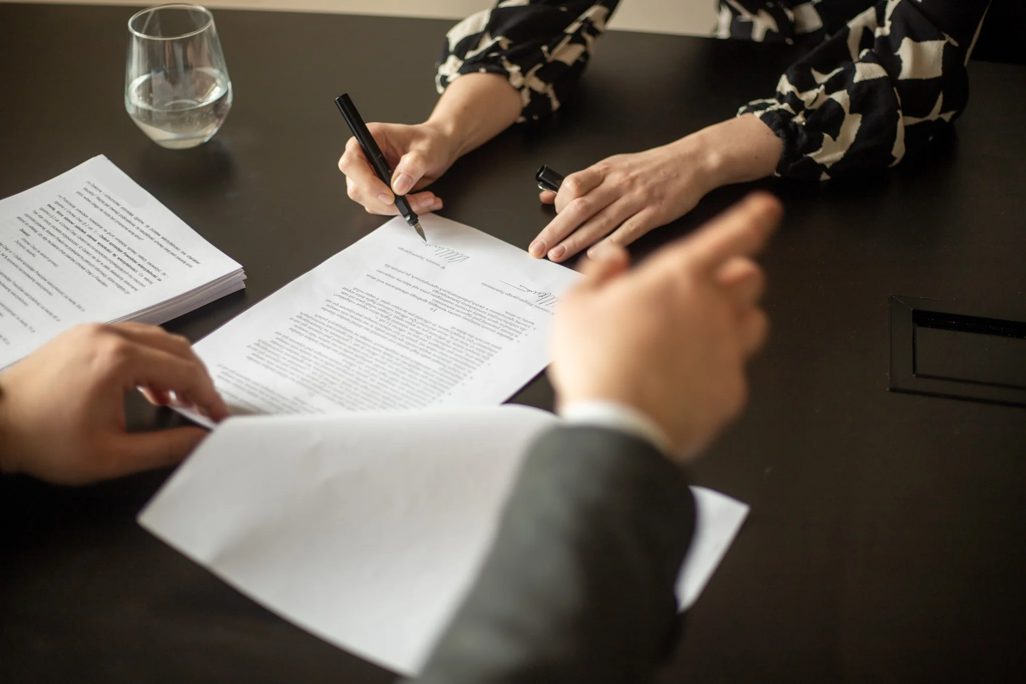 Spółka jawna – Co to jest, jak działa i dlaczego warto ją założyć? - a ...